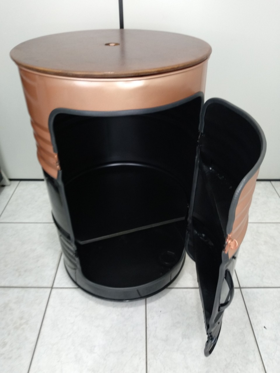 Tambor Metal 200l Tampo de Madeira Porta Traseira Pintura Dupla ...