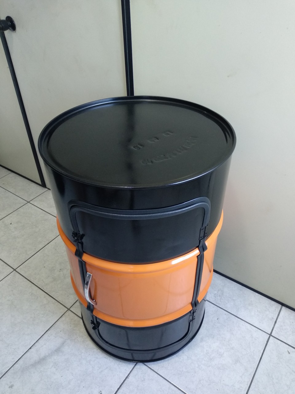Tambor Metal 200l BAR Porta Traseira Pintura Dupla - Tambor Garage ...
