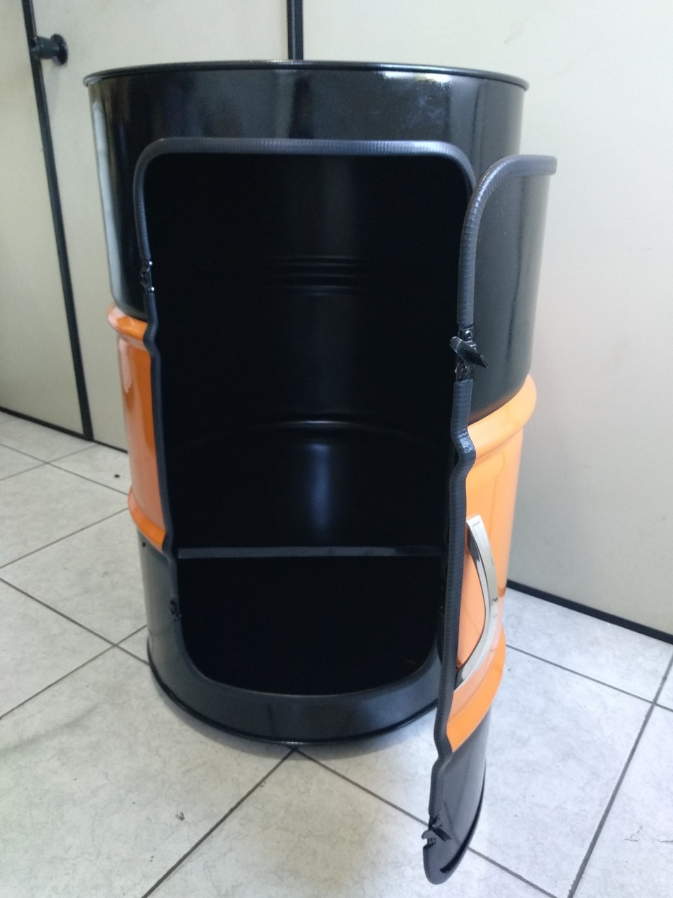 Tambor Metal 200l BAR Porta Traseira Pintura Dupla - Tambor Garage ...